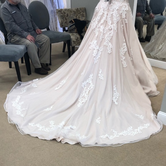 Maggie Sottero | Dresses | Maggie Sottero Shelissa Lynette Wedding ...